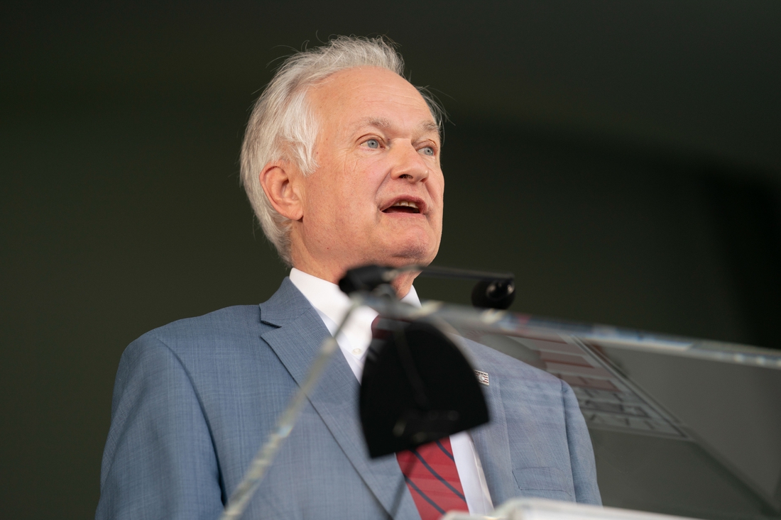 NHL: NHLPA chief Donald Fehr apologizes to Kyle Beach