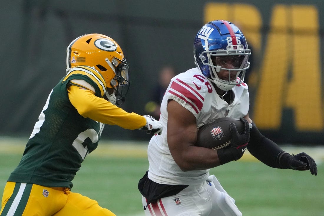 NFL: Saquon Barkley fuels Giants past Packers in London