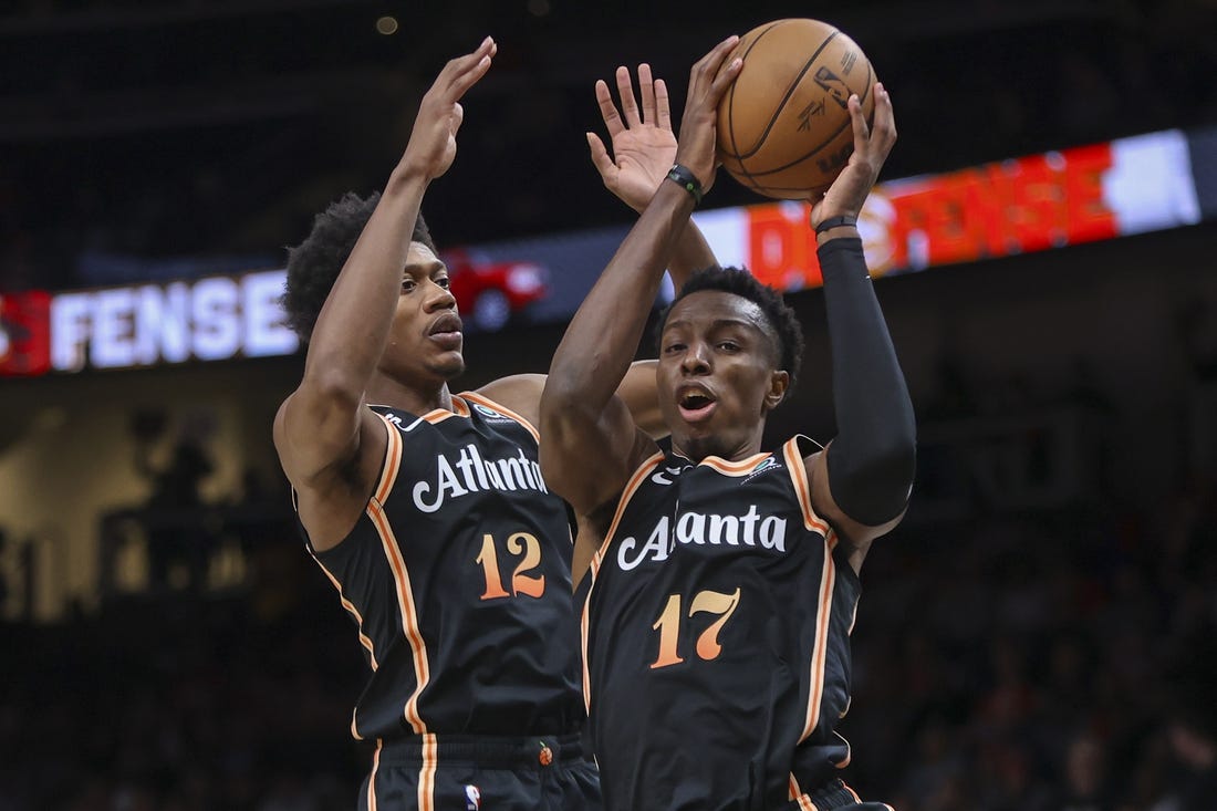 NBA: Trae Young leads high-scoring Hawks past 76ers