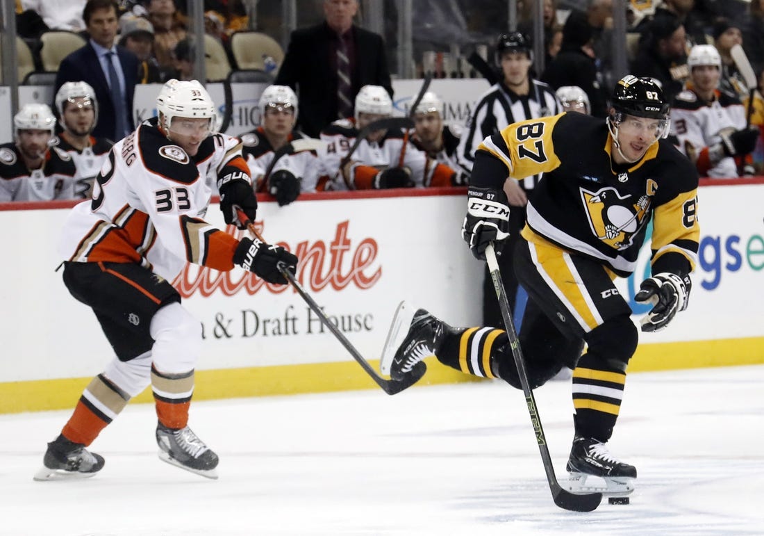 NHL: Penguins tie game late, beat Ducks in overtime