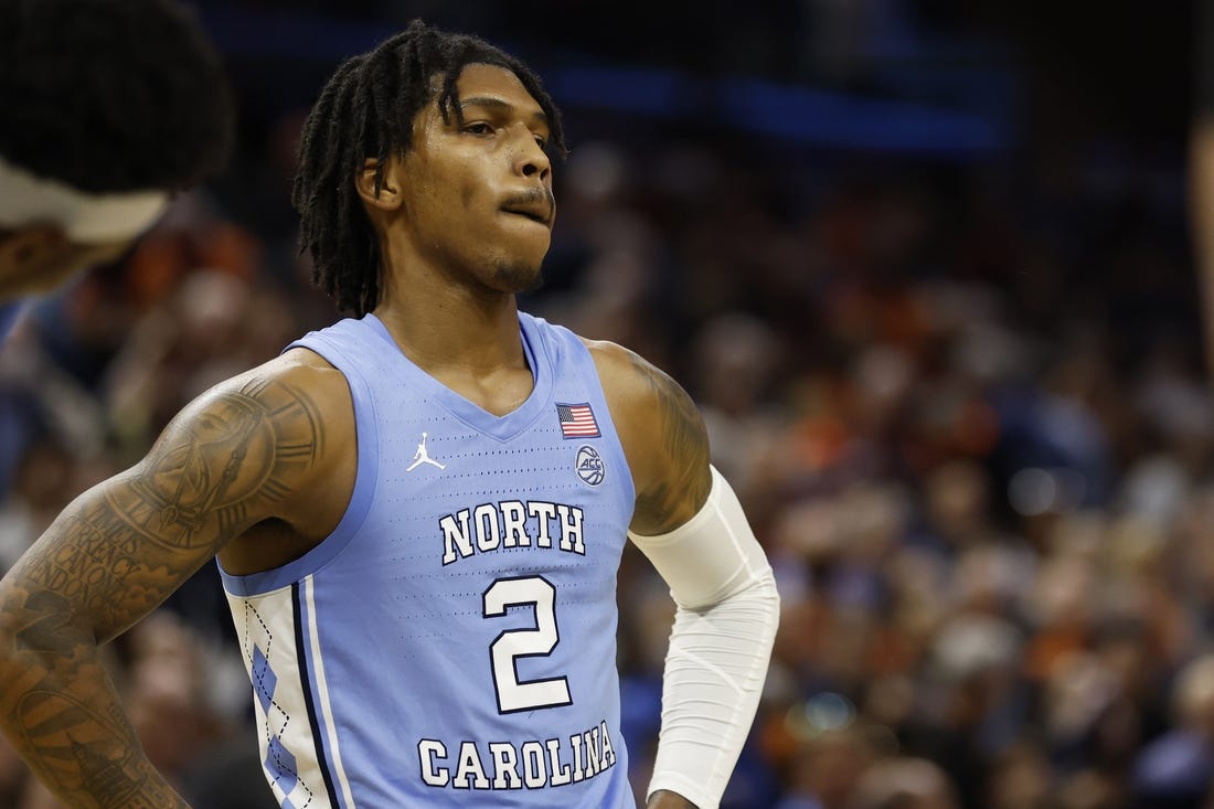 NCAAB: Former UNC star Caleb Love commits to Michigan