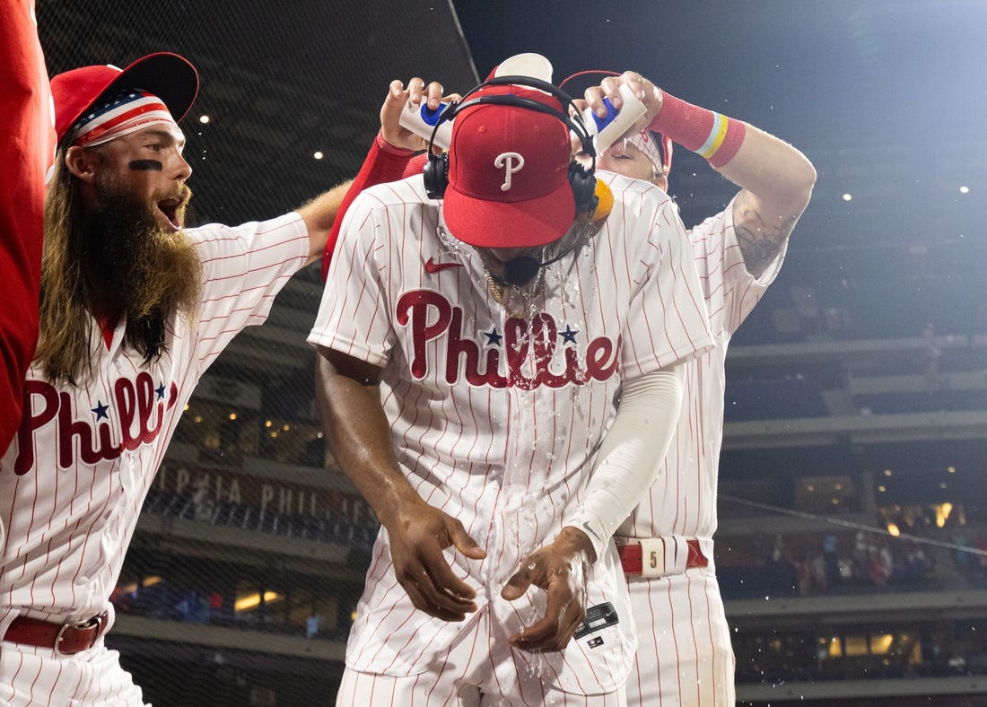 MLB: Phillies, new star Johan Rojas look to take series from Padres