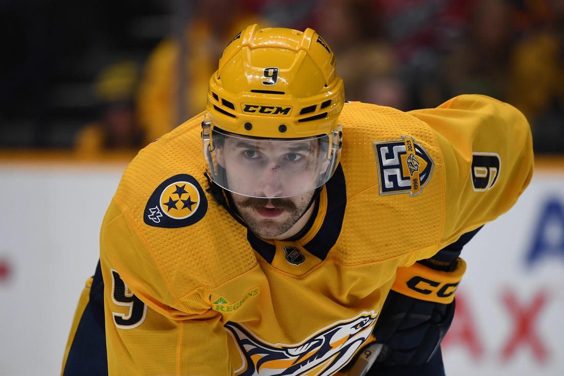 NHL: Canucks, Predators showing no signs of cooling off