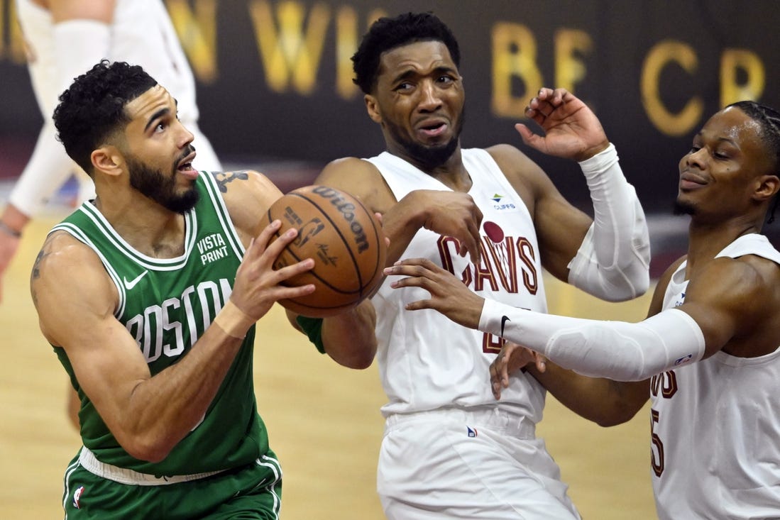 NBA: Jayson Tatum scores 33 as Celtics take 2-1 lead on Cavs