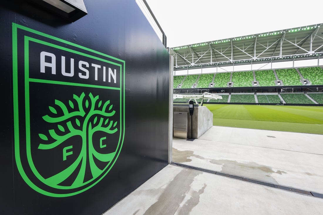 MLS: Austin FC sign F Jimmy Farkarlun to first team