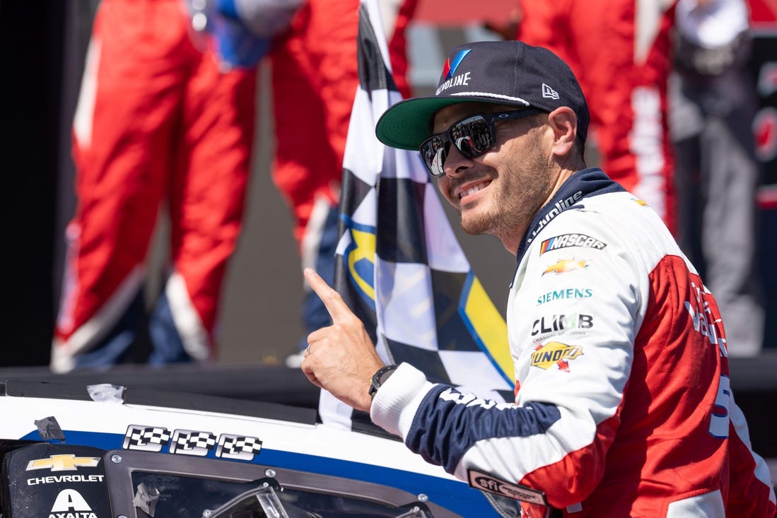 NAS: Kyle Larson goes last, takes pole for first Cup Series race at ...