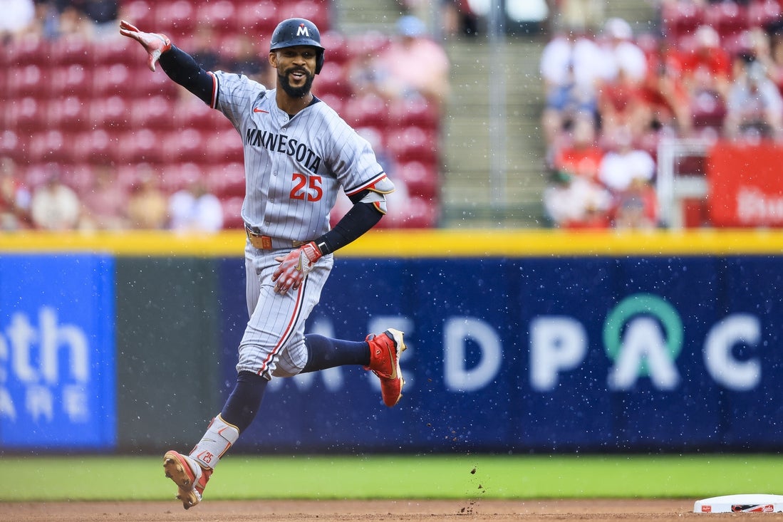MLB: Byron Buxton powers Twins past Reds