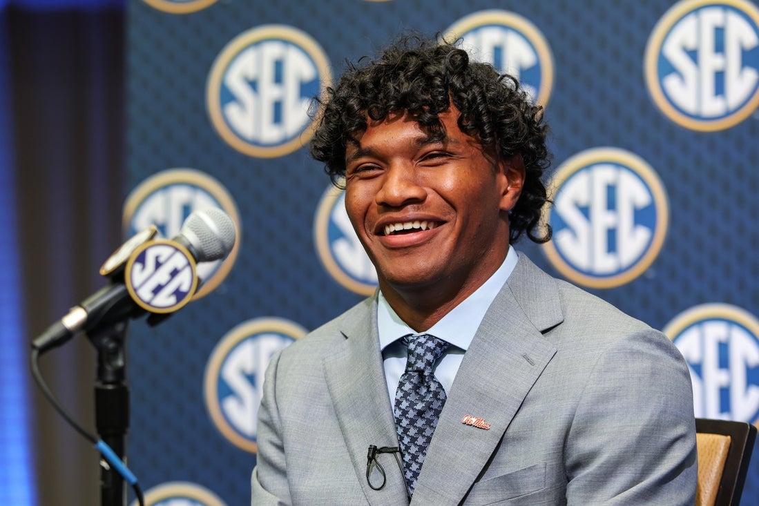 NCAAF: Austin Simmons set to take the reins with No. 21 Ole Miss facing ...